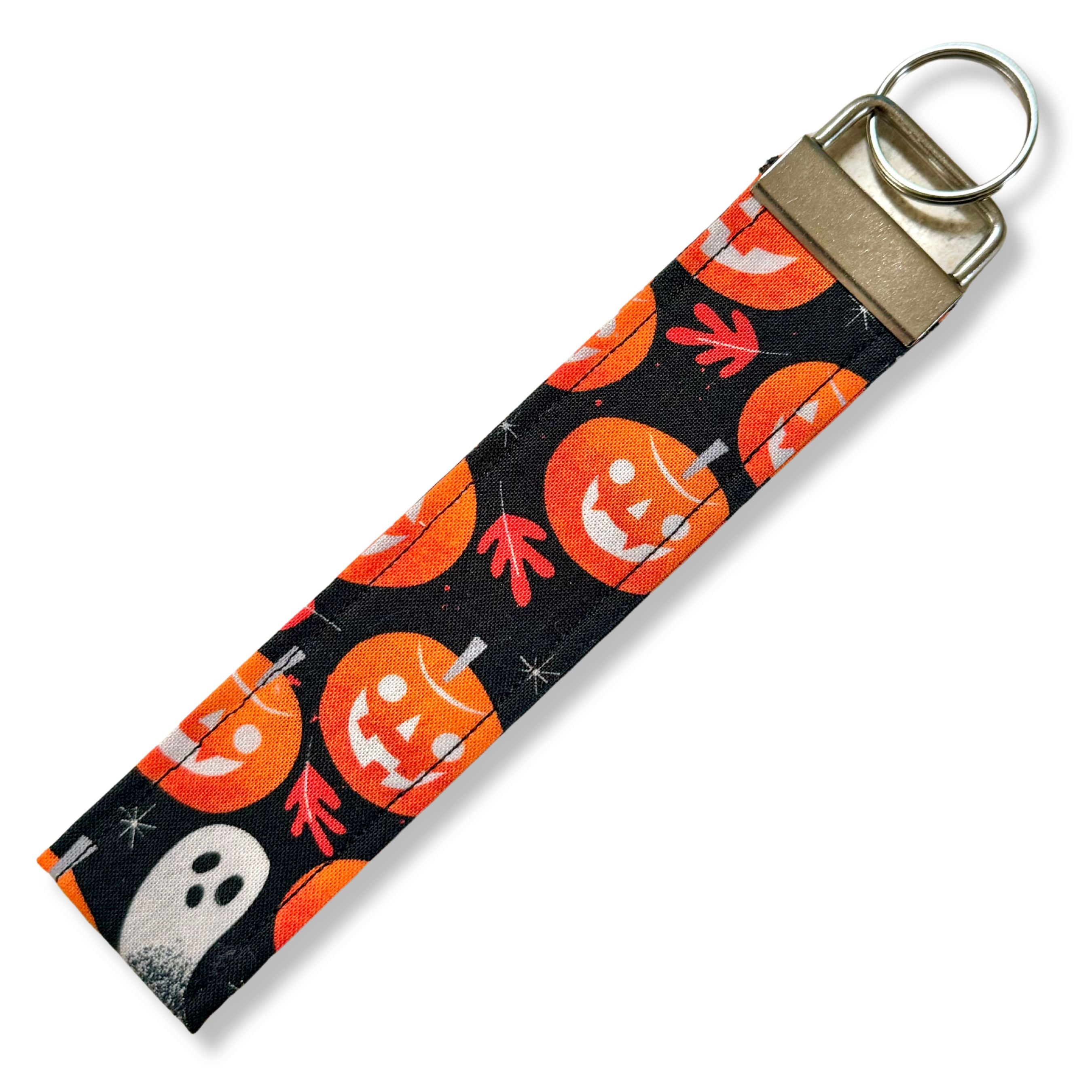 Jacks and Ghosts Keychain – Wickedly Williams
