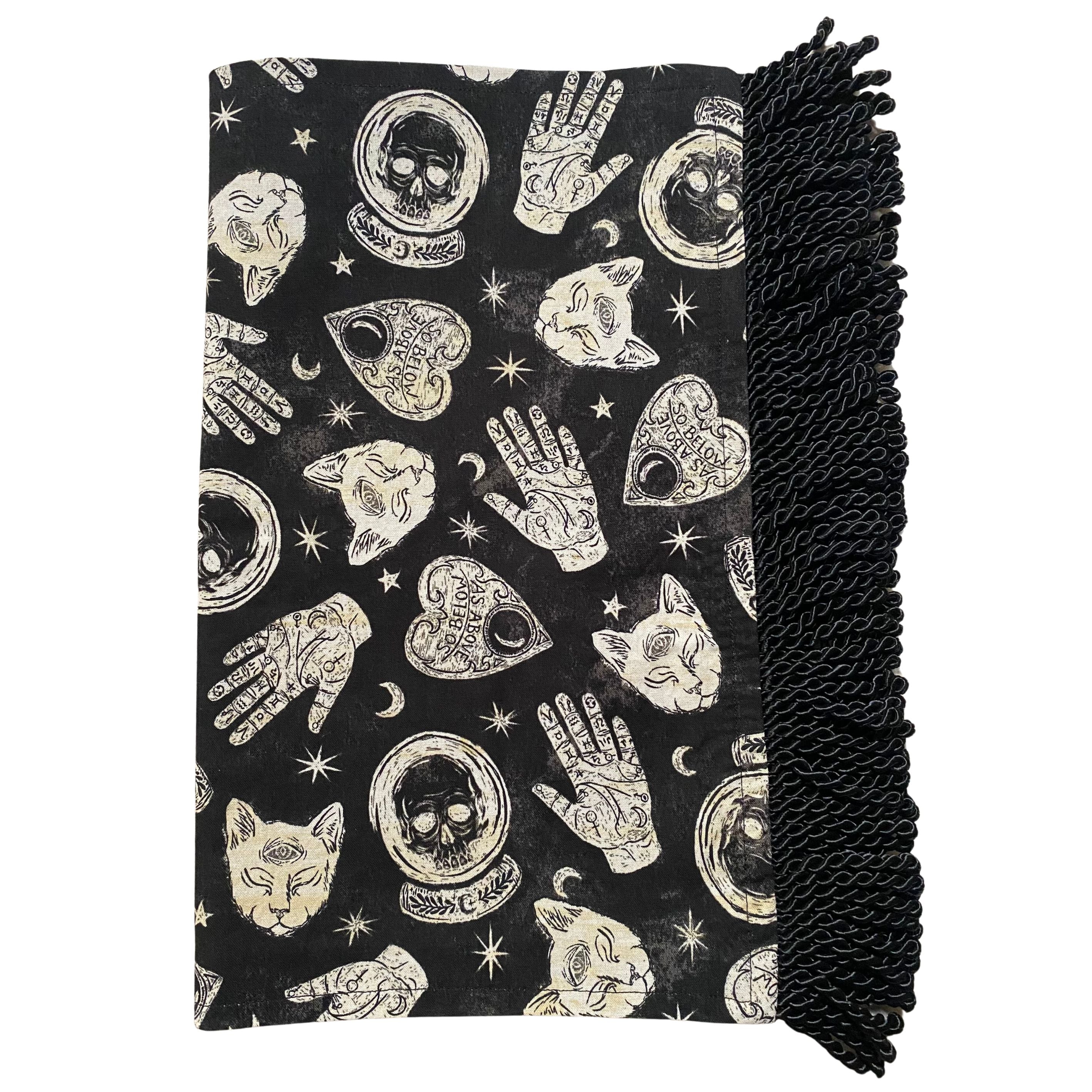 Witchy Things Table Runner – Wickedly Williams